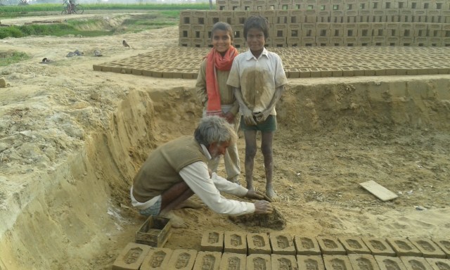 07_Making sun dried bricks | Urban & Environmental Geographer